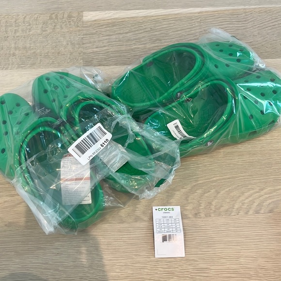 CROCS | Shoes | Mens Crocs Classic Clog New Grass Green | Poshmark